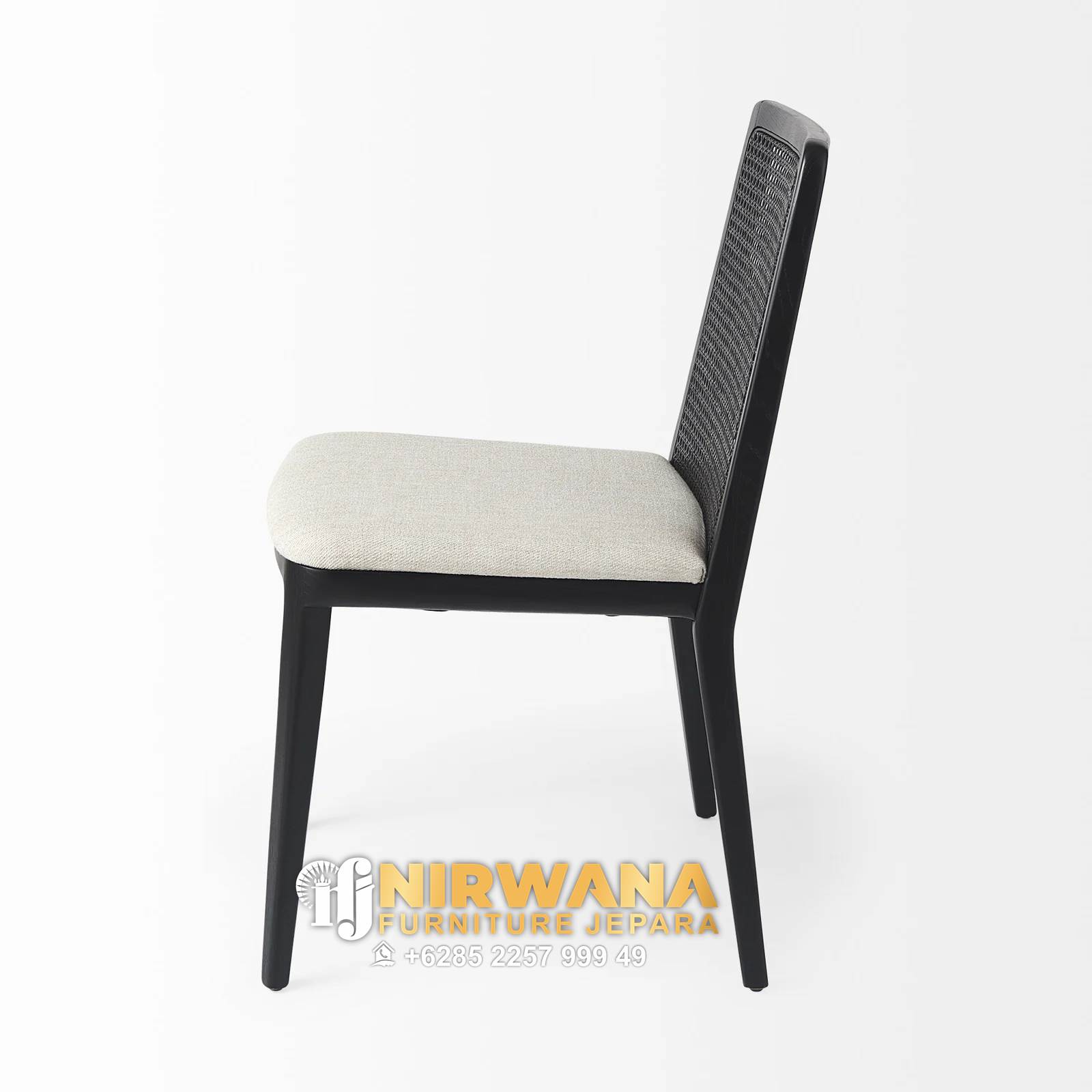 Kursi Cafe Kayu Jati Anyaman Rotan Hitam Kursi Rotan Jepara